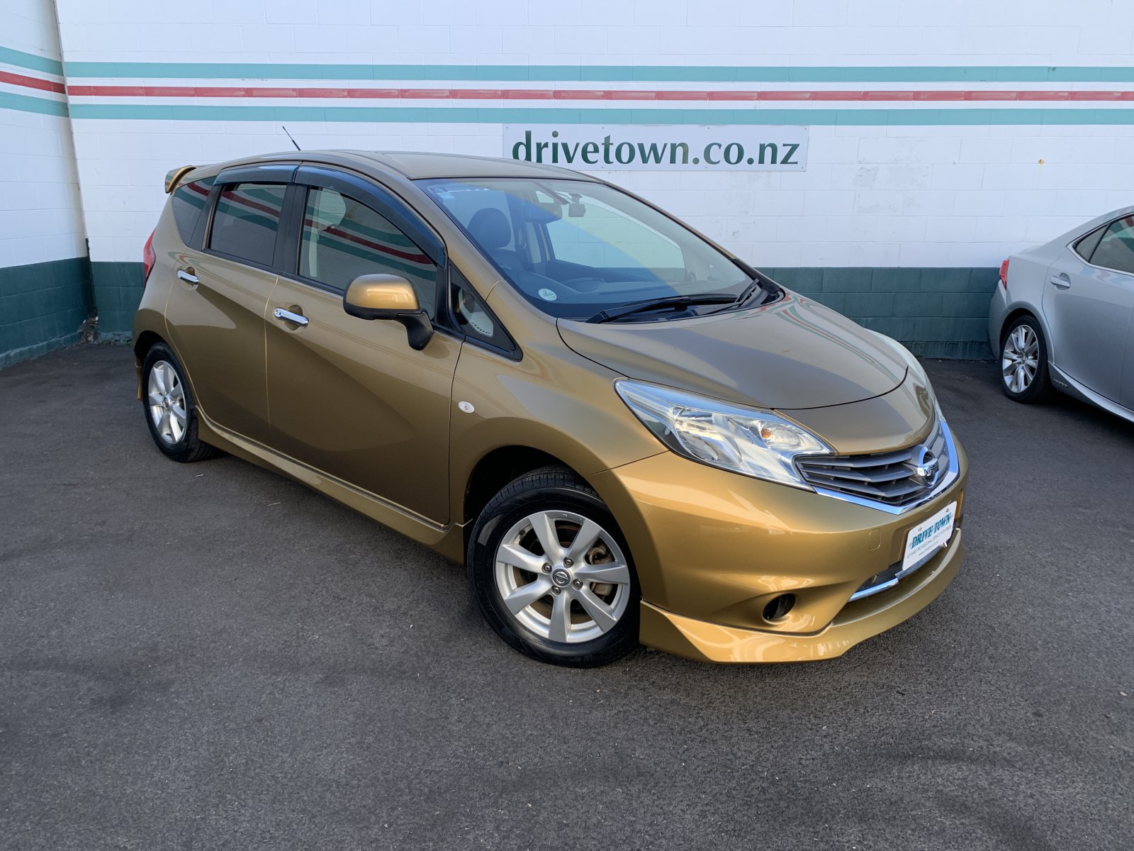 DRIVE TOWN | Vehicles | New And Used Vehicles for Sales